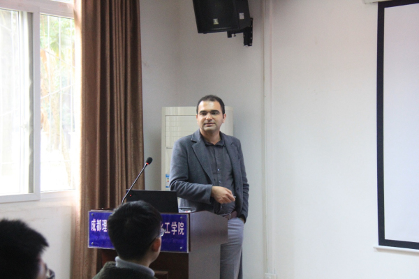 西安交通大学Omid Mahian教授来我院开展学术交流活动-成都理工大学材料与化学化工学院